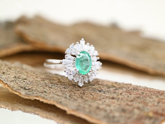 Natural Oval Cut Emerald Starburst Halo Ring Set in 18K White Gold Plated Sterling Silver Setting Natural Emerald Ring in White Gold