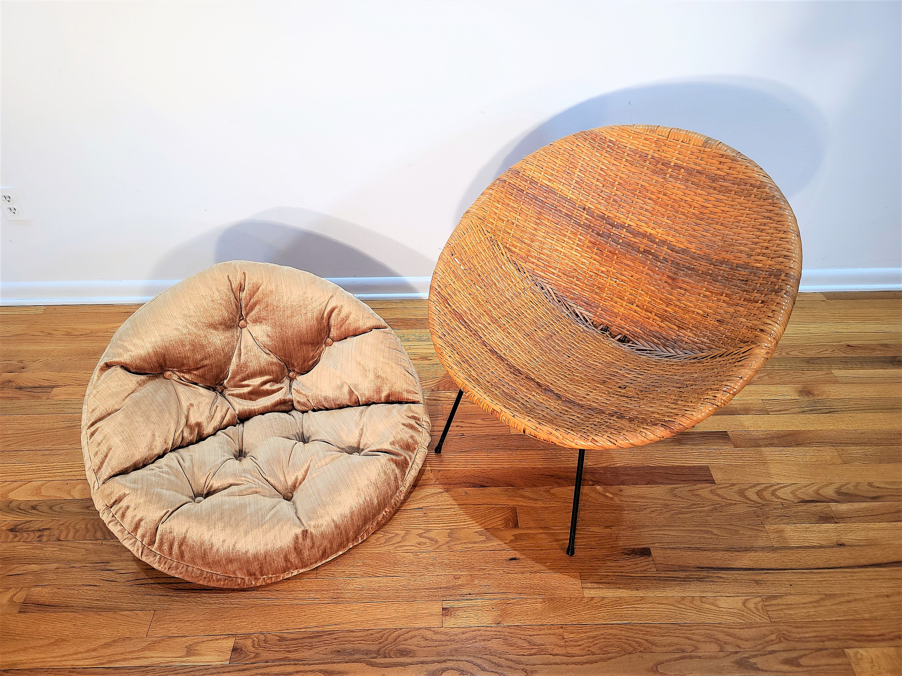 Mcm wicker chair store