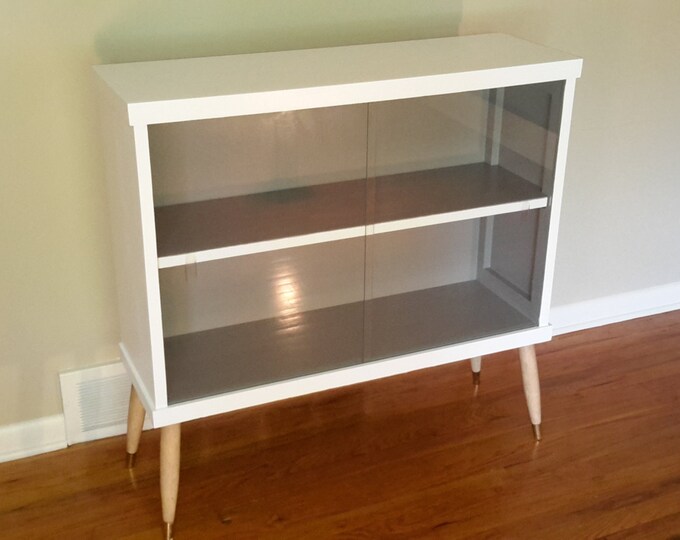 Mid Century Modern Display Case - Etsy