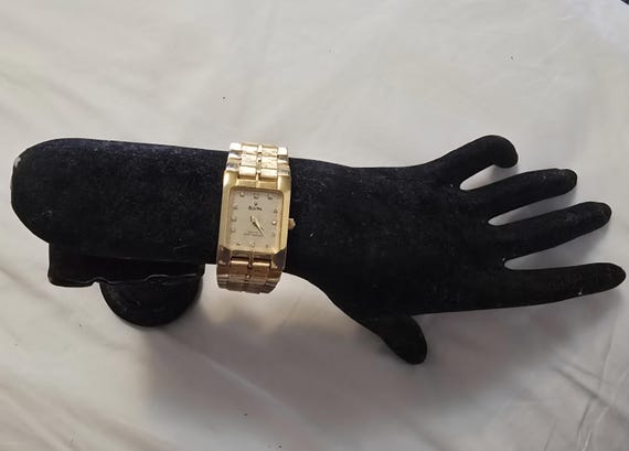 Vintage Bulova 9063-5020 Diamond Accent 18k Gold Plat… - Gem