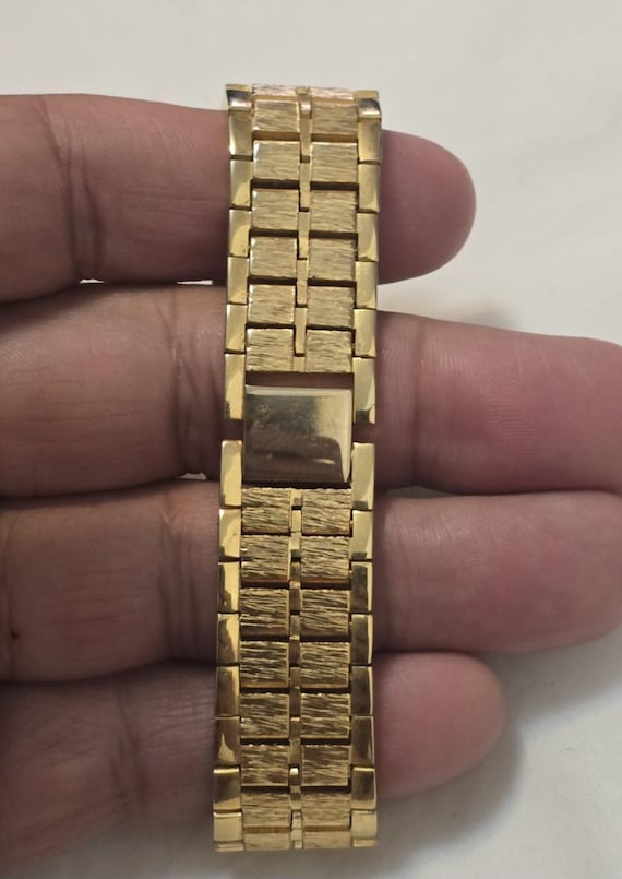 Vintage Bulova 9063-5020 Diamond Accent 18k Gold Plat… - Gem
