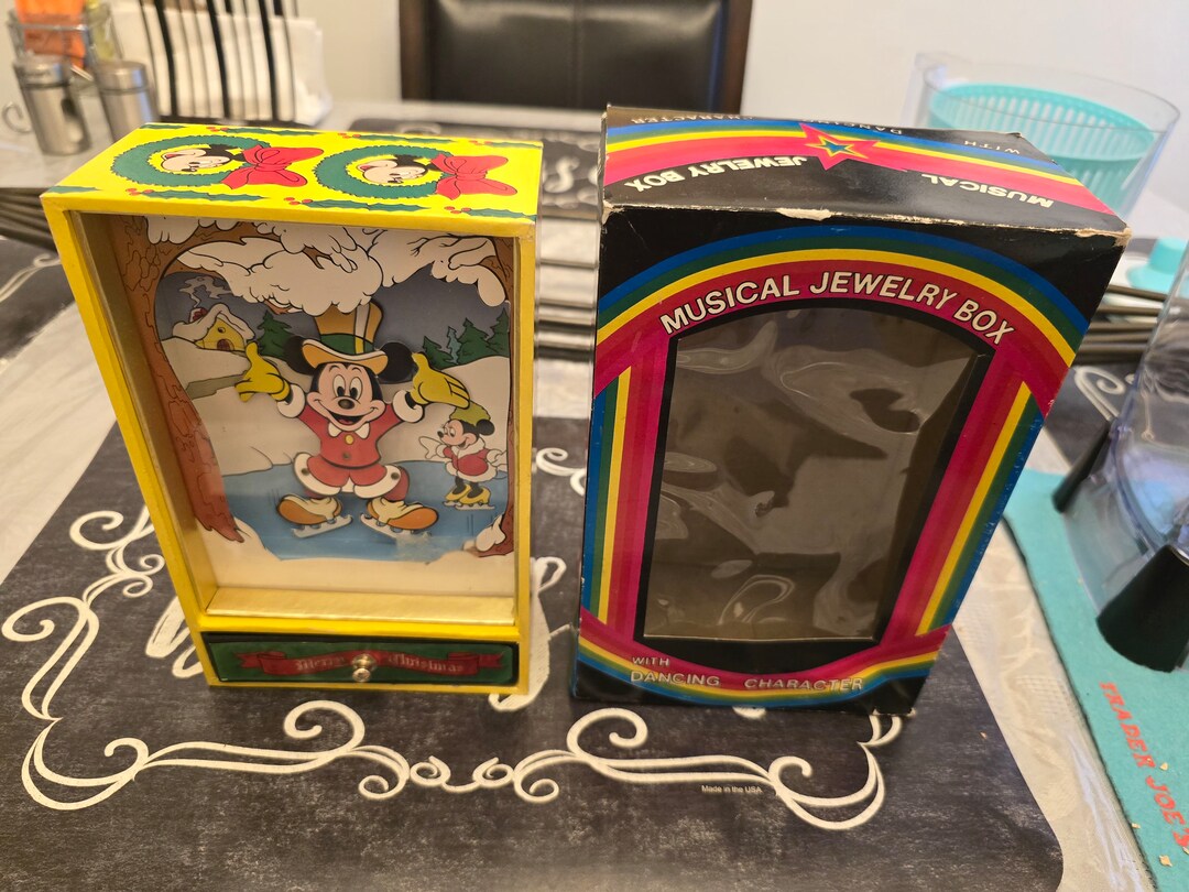 Vintage Mickey Mouse Skating Musical Jewelry Box (manufactured Howard ...