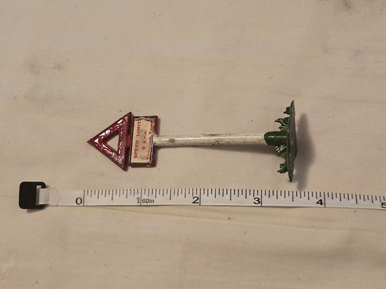 Antique Britain (speed Limit. 8 M.P.H Through Town) Sign Lead Layout - Etsy