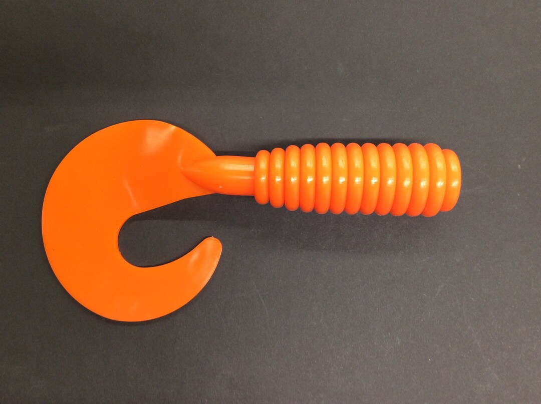 Big C-man Tail Orange - Etsy
