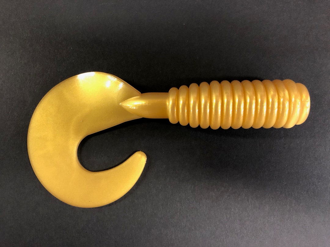 Big C-man Tail - Pearl Gold - Etsy