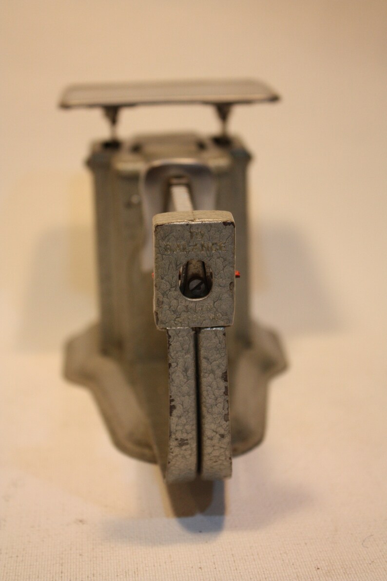 Vintage triner Scale - Etsy