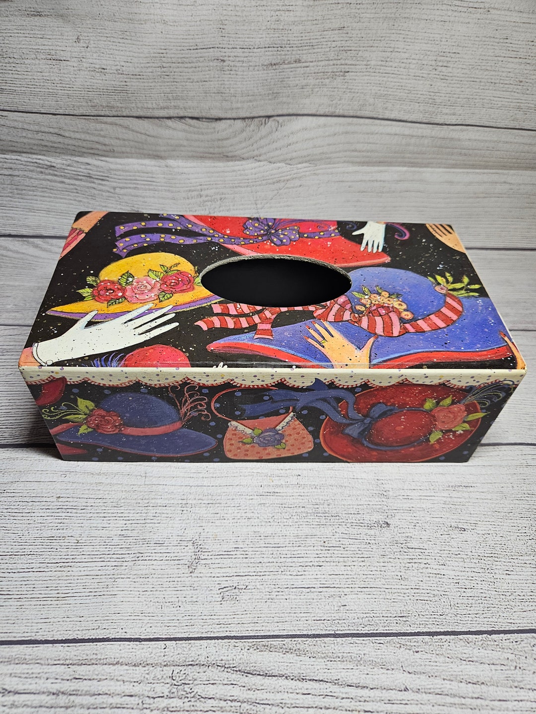 Vintage Bob's Boxes RED HATS Tissue Box Cover Holder 0424021 Susan A ...