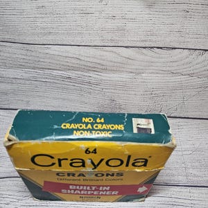 Vtg Crayola Crayons 64 Built-in Sharpener Pack Binney Smith w/ Retired ...