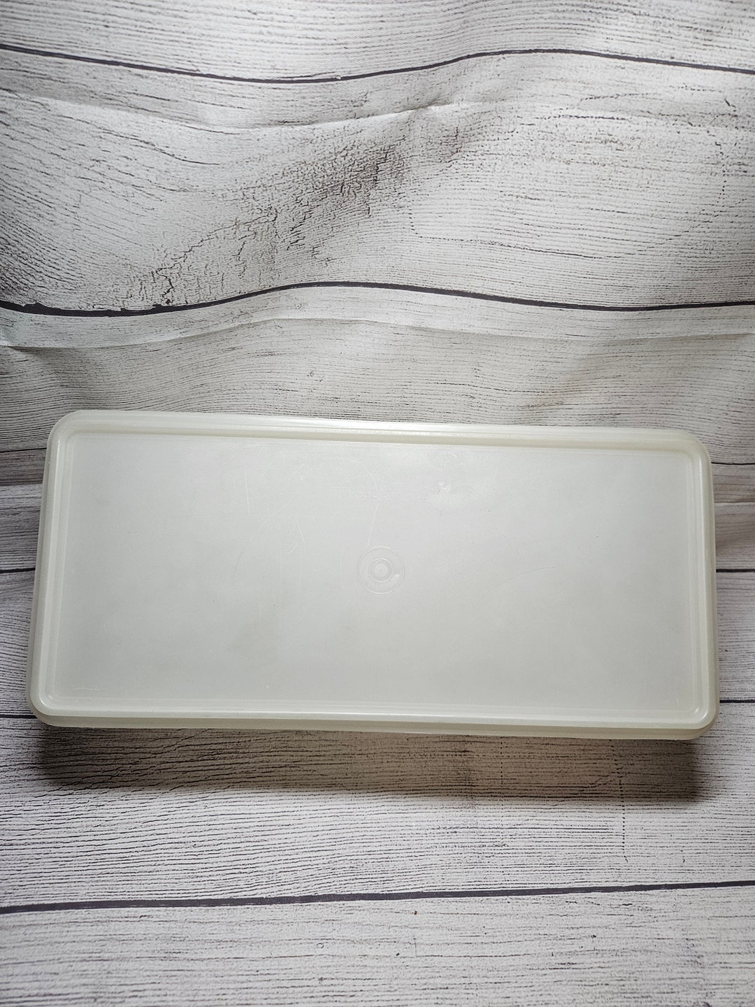 Vintage Tupperware Jumbo Bread Server 606 WITH LID 607 Food Storage ...