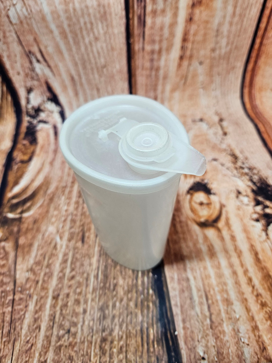 Vtg TUPPERWARE Sweet Saver Syrup Container 640 With Dripless Spout Lid ...