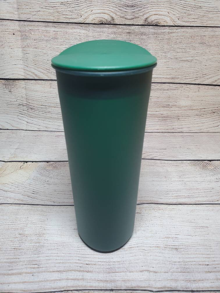Pitchers & Drinking Sets Kitchen & Dining 2 Tupperware Impressions 1.0L ...
