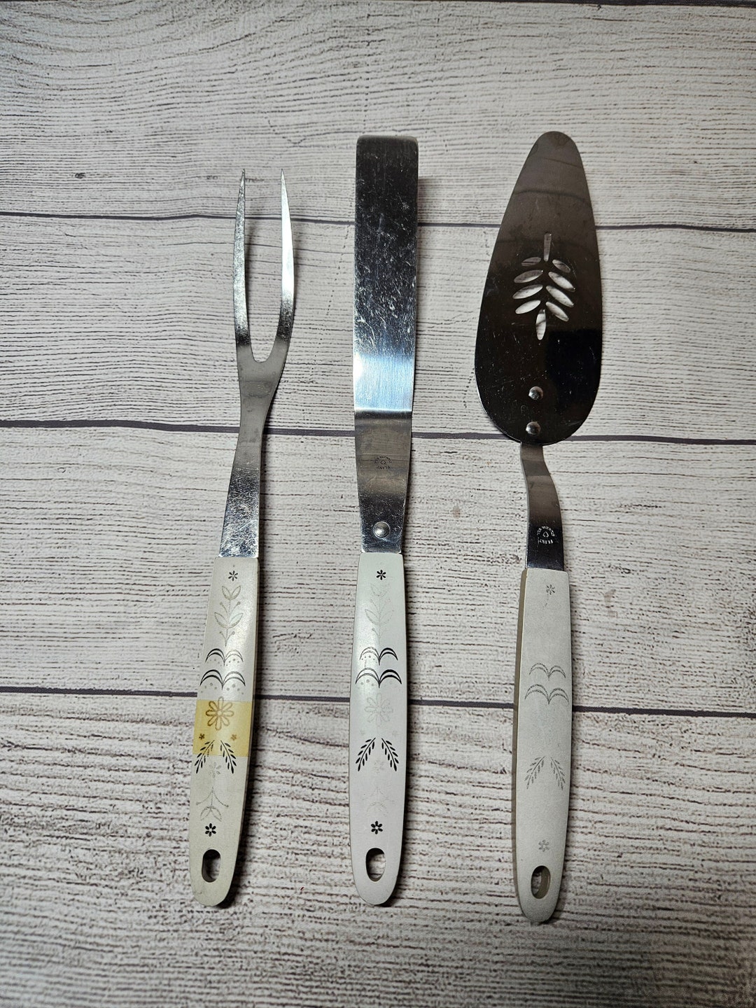 Vintage FLINT Serving Utensil Set of 3 - Stainless - Wheat Arrowhead ...