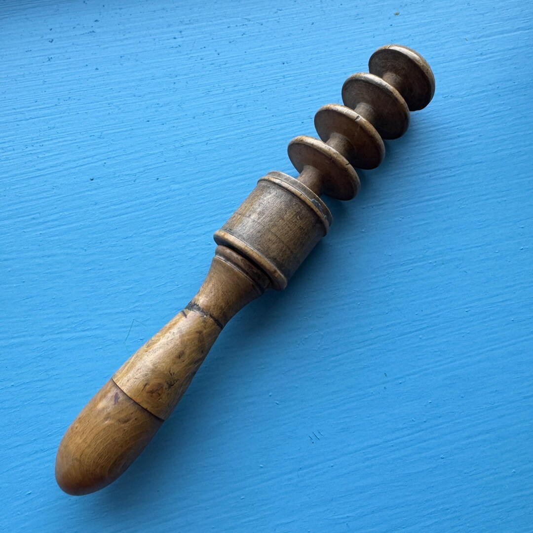 Antique French Needlecase Antique Treen Thread Holder Antique Sewing ...