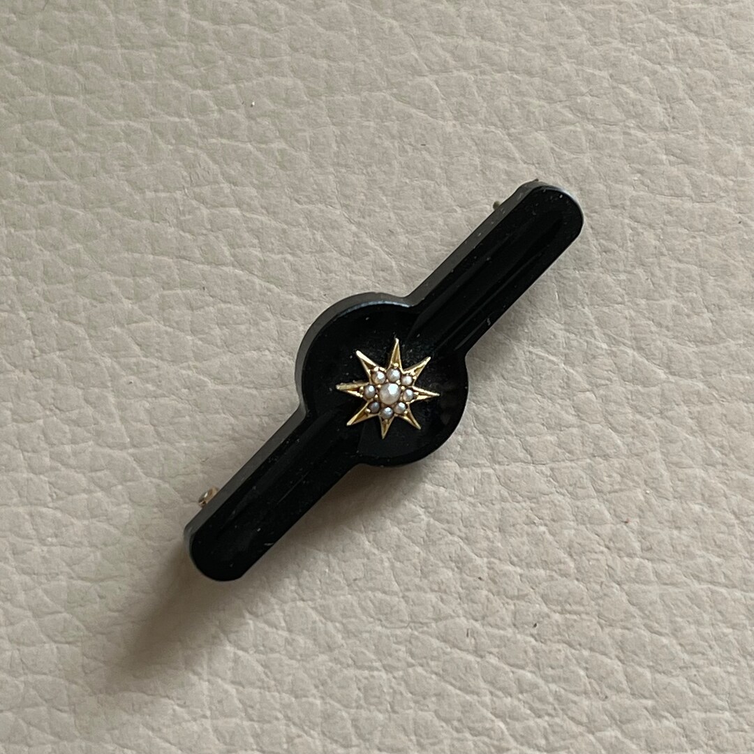 Antique Victorian Brooch Pique Brooch Gold Inlay Brooch Mourning Brooch ...