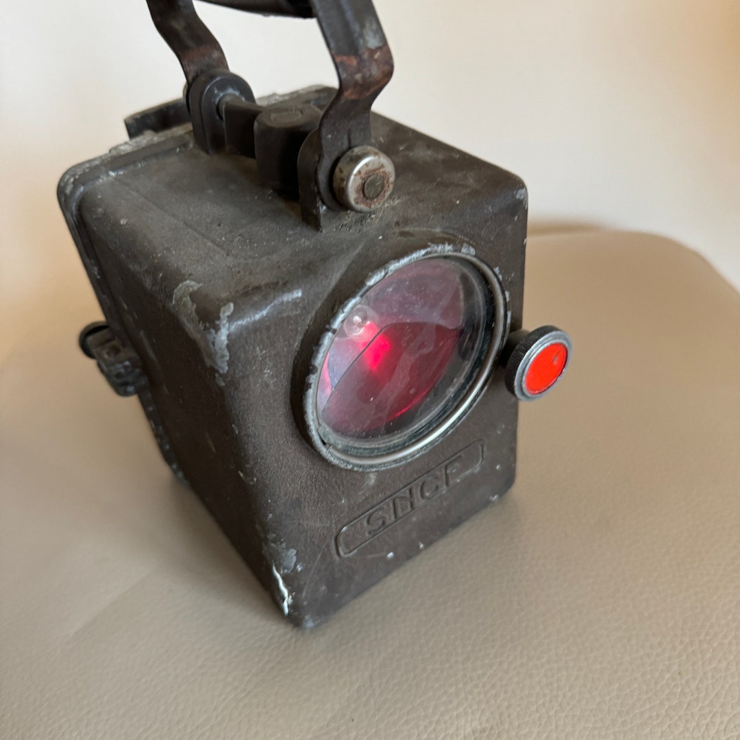 Vintage Industrial Signalling Lamp Vintage French Railway Lamp Vintage ...