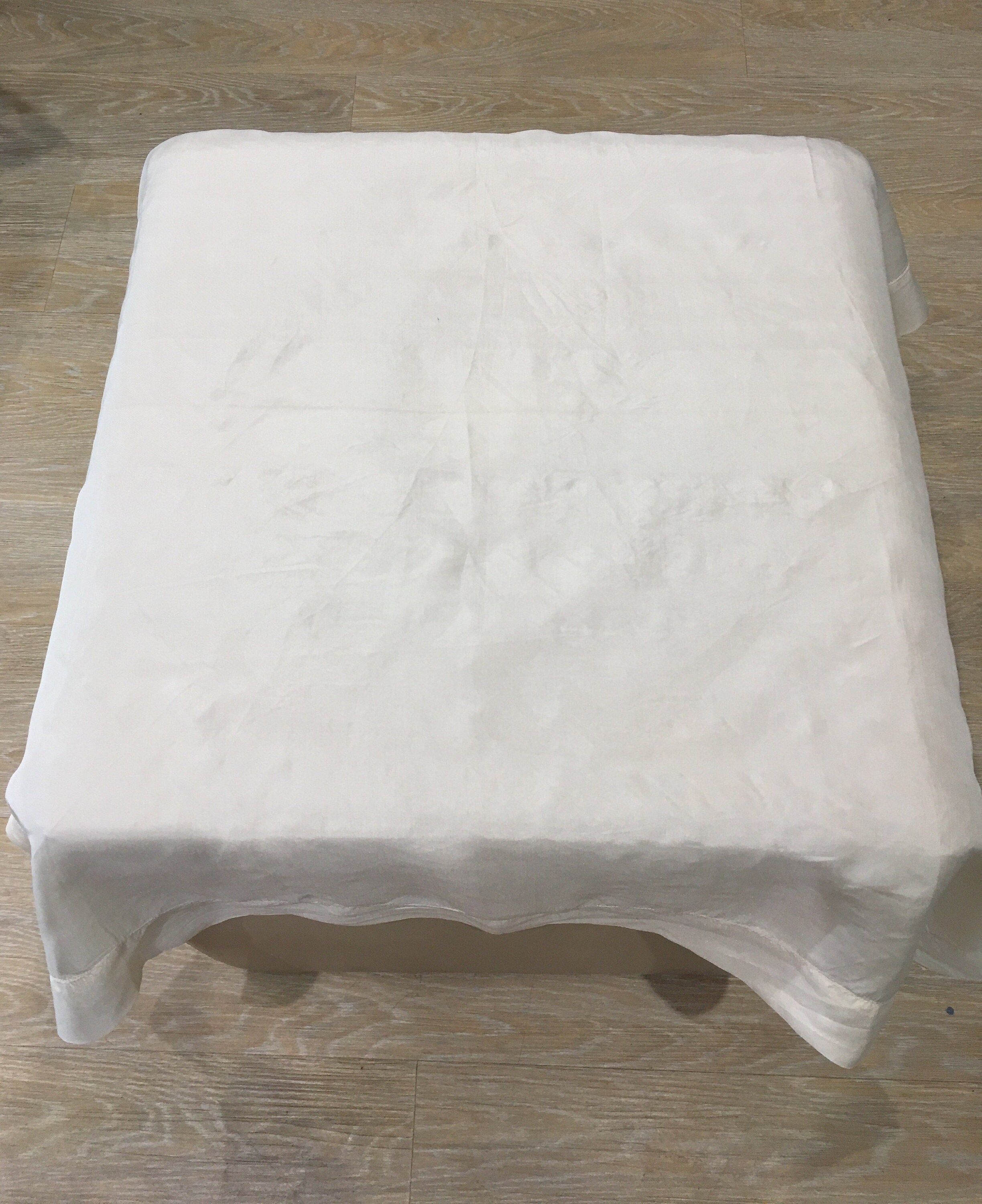 Vintage Tablecloth 1950s Table Cover Cream Tablecloth Silk - Etsy