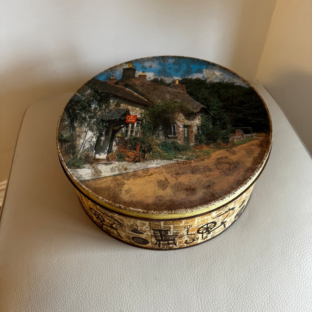 Vintage Cake Tin 1950s Cake Tin Cake Storage Tin Vintage Cake Container ...