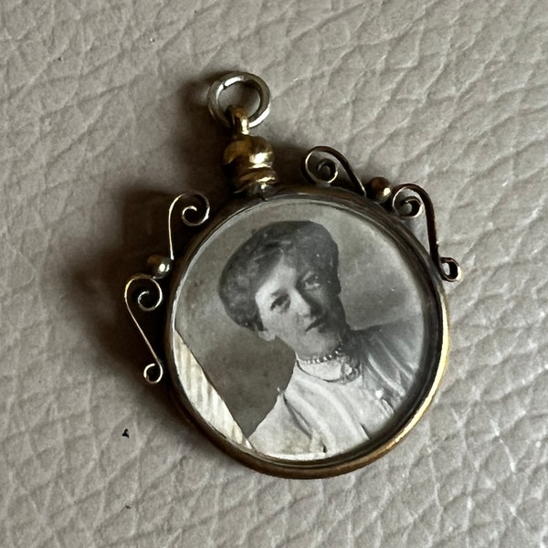 Antique Locket - Etsy