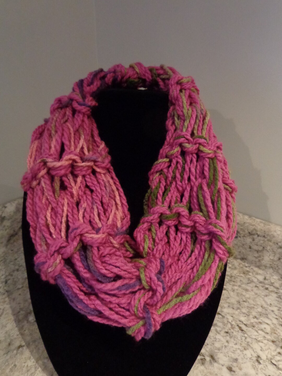 Single Loop Infinity Scarf/cowl Arm Knitting Garter Stitch - Etsy