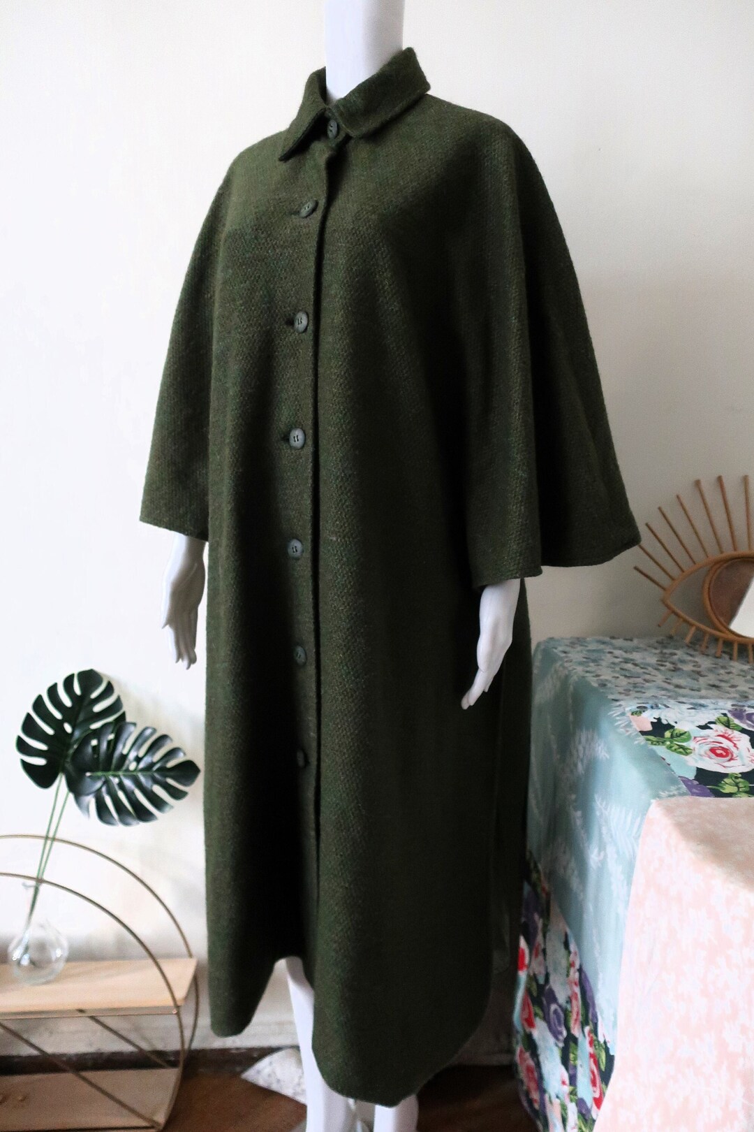 Trachten Cape