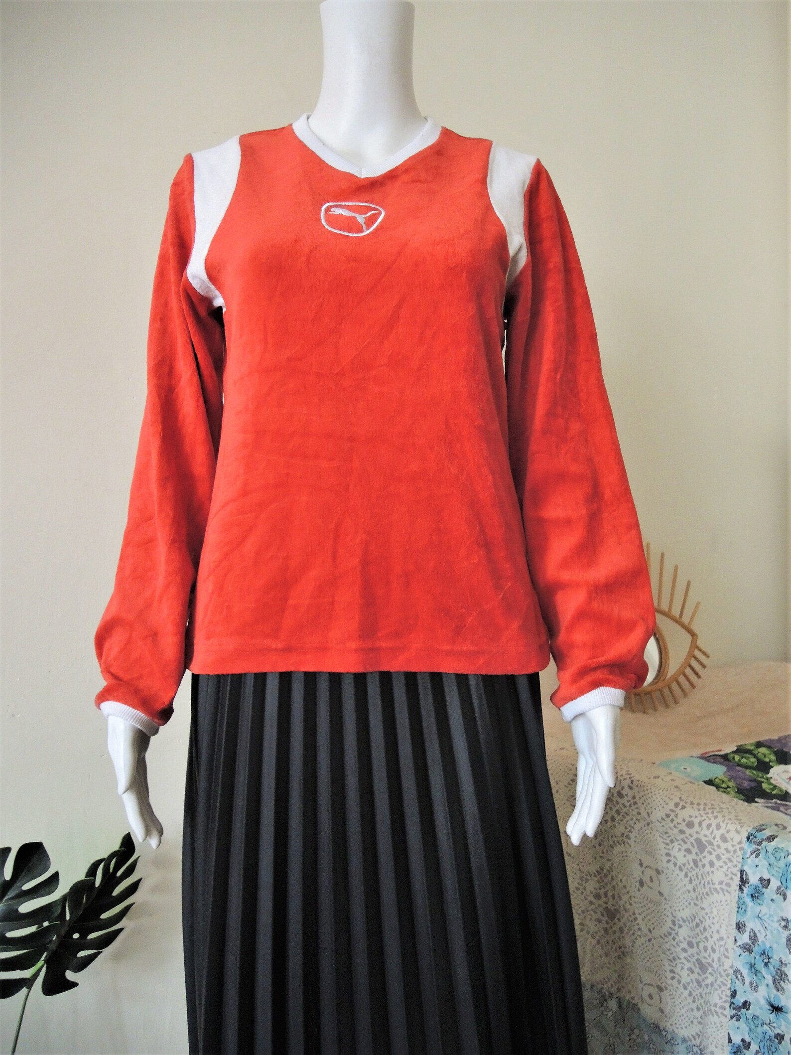 Vintage Red Puma Sweatshirt Sweater Longsleeve With V-neck Label ...