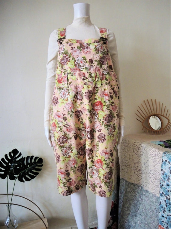 French Vintage Naf Naf floral cotton dungaree shorts … - Gem