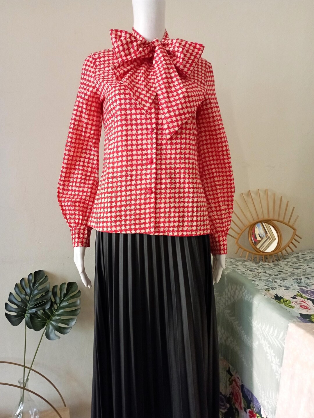 Finnish Vintage Vinetta Red White Houndstooth Blouse With Pussy Bow ...