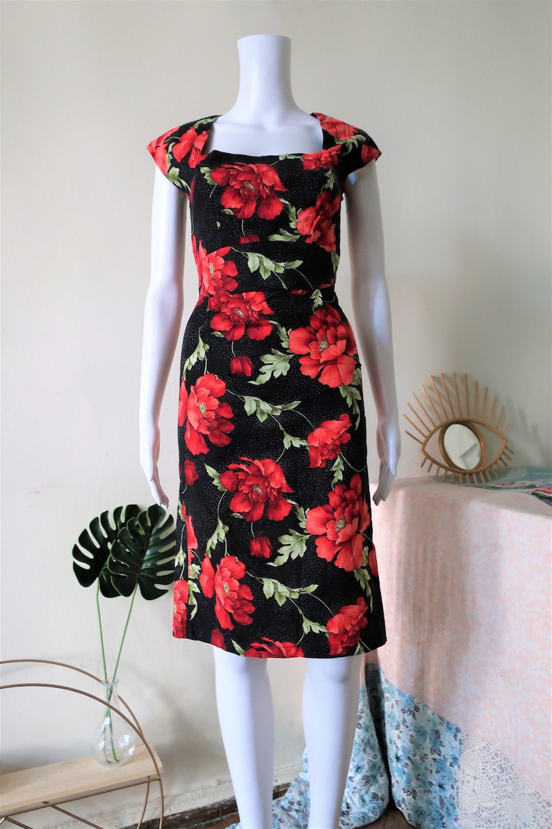 Vintage Get Cutie Midi Fitted Dress With Roses Print Square - Etsy