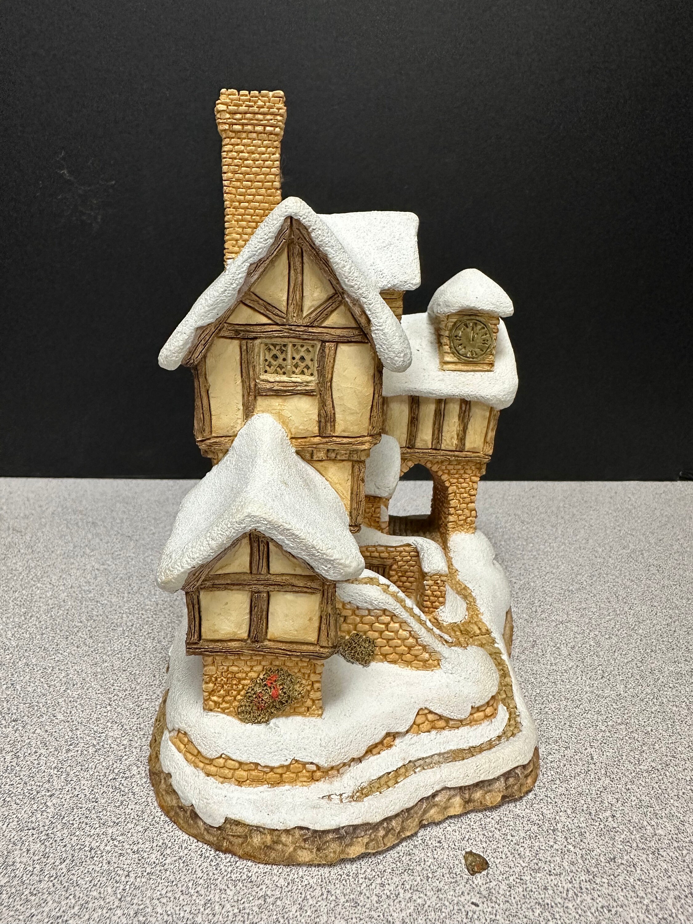 David Winter Cottages “ebenezer Scrooge’s Counting House”. - Etsy