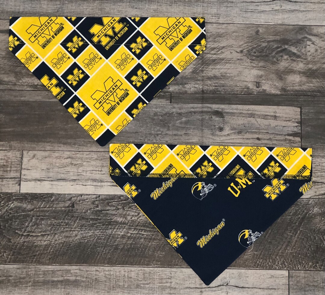 University of Michigan Dog Over Collar Bandana, U of M Wolverines, Pet ...