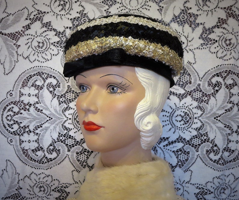 Lovely Vintage Ivory & Black Velvet Cording Trimmed Crown - Etsy