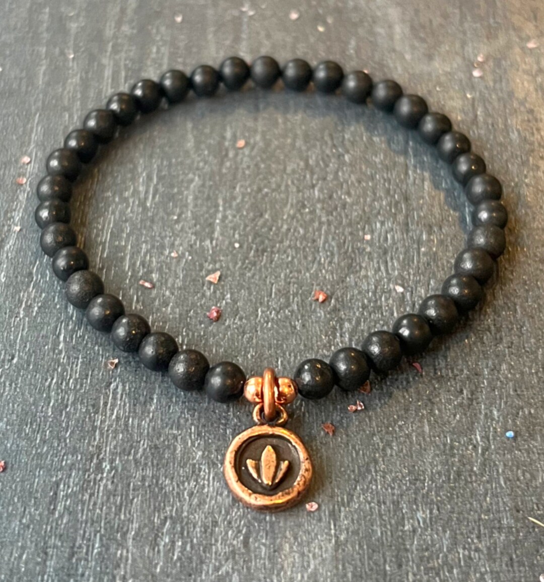 4mm Russian Shungite Lotus Wrist Mala // Root Chakra Support ...