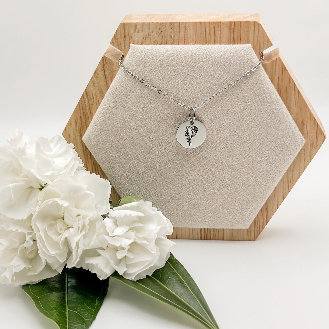 Personalized Birth Flower Circle Charm Necklace on a Hypoallergenic ...