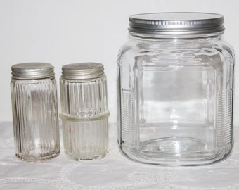 Ribbed glass jar | Etsy