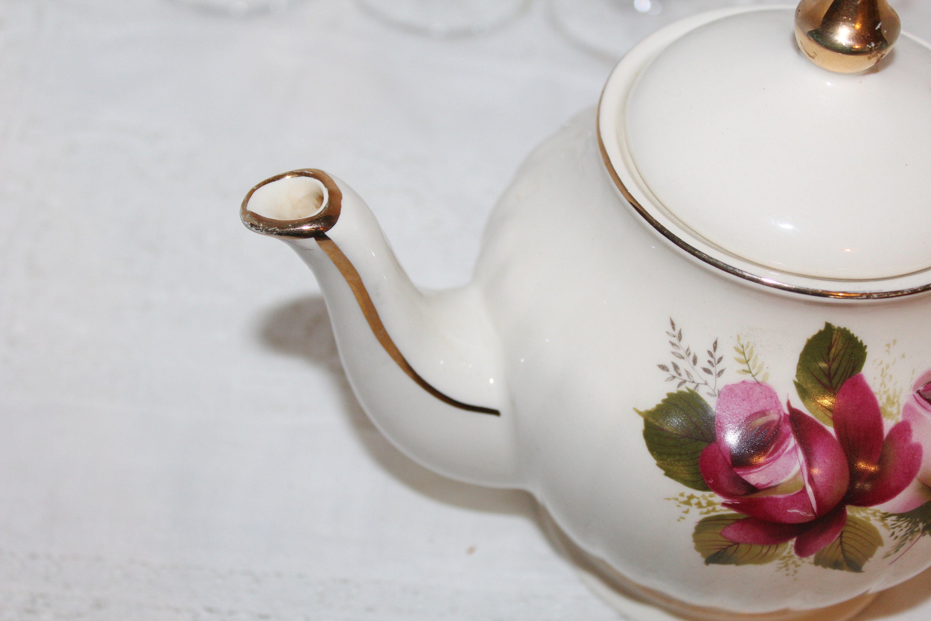 Vintage Sadler Teapot: Light Cream Floral With Pink Roses - Etsy