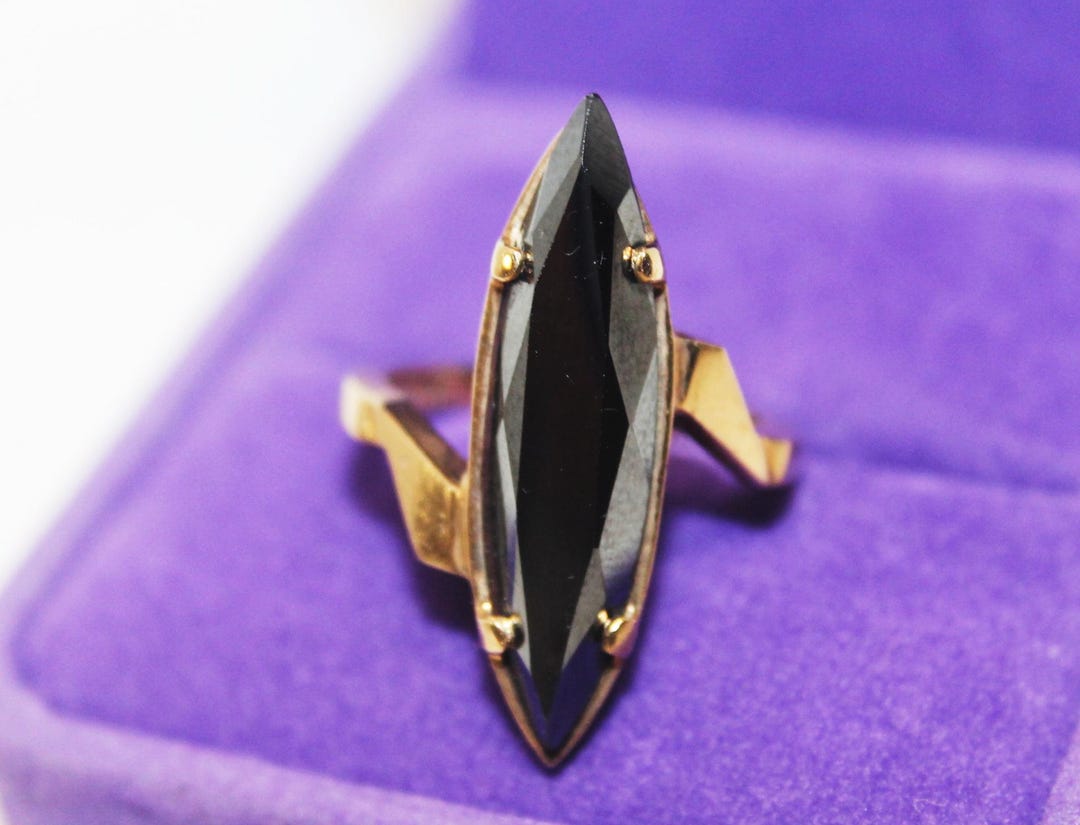Vintage Black Alaskan Diamond Ring, 10K Solid Gold, Black Faceted ...