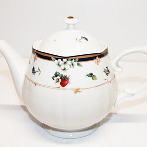 Vintage Giovanni Valentino Italy Tea Set, Teapot & 4 Cups, Bone China ...