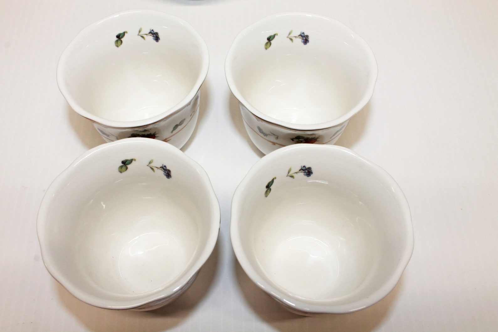 Vintage Giovanni Valentino Italy Tea Set, Teapot & 4 Cups, Bone China ...