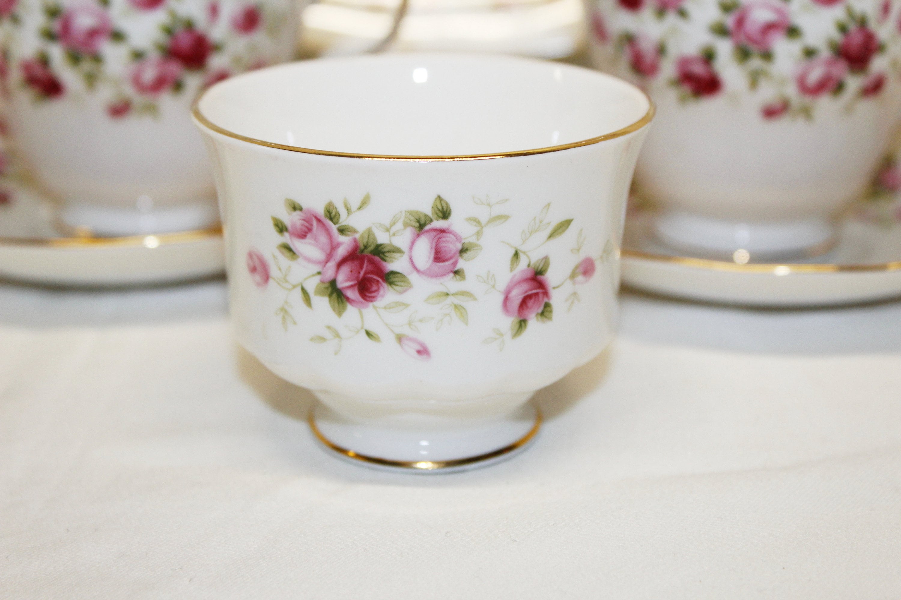 Vintage Queen Anne Dinner Set Lunch Set Tea Set Cascade | Etsy