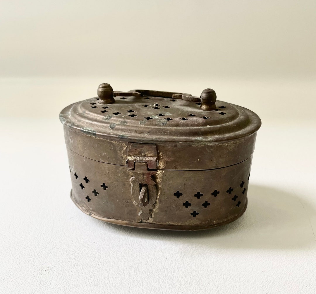 Vintage Brass Cricket Box - Etsy