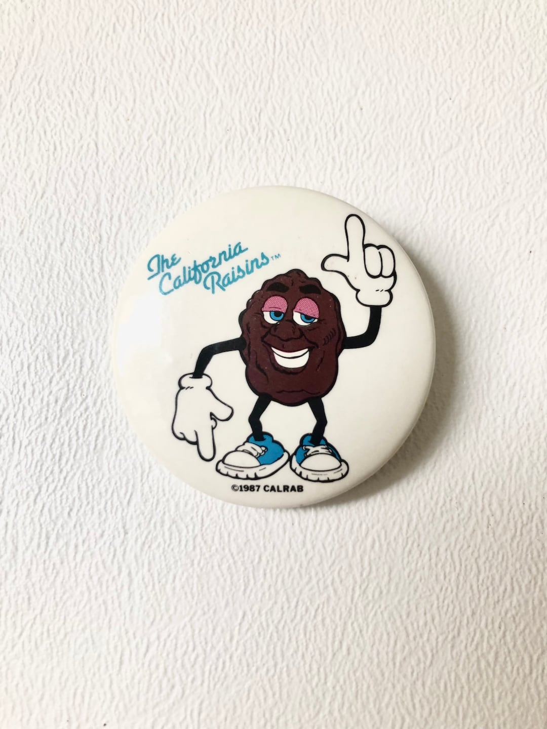 Vintage 1980s California Raisin Pin - Etsy