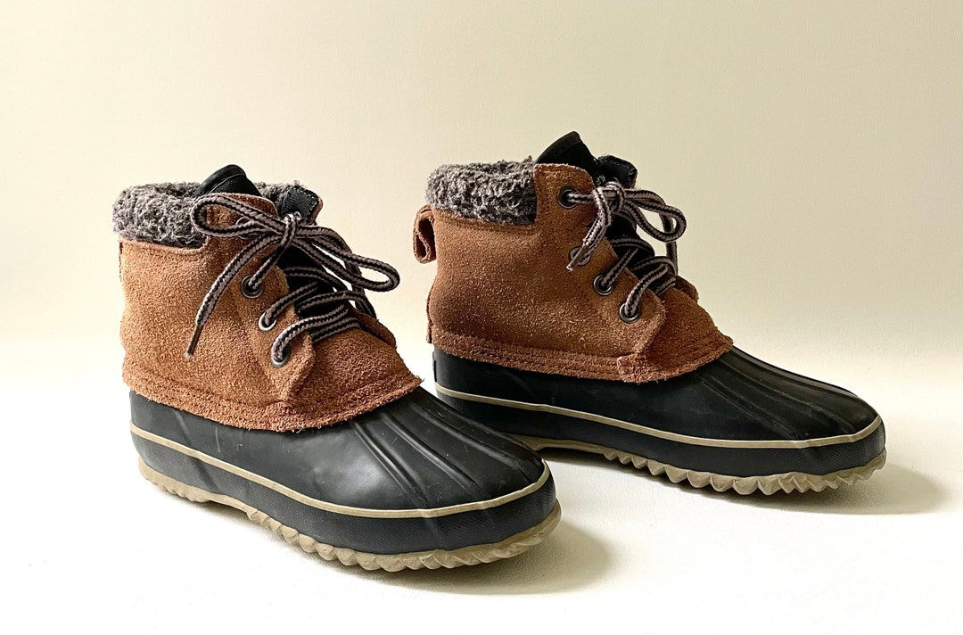 Girls Duck Boots / Size 4 - Etsy