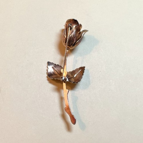 Vintage gold rose brooch from Giovanni with light pin… - Gem
