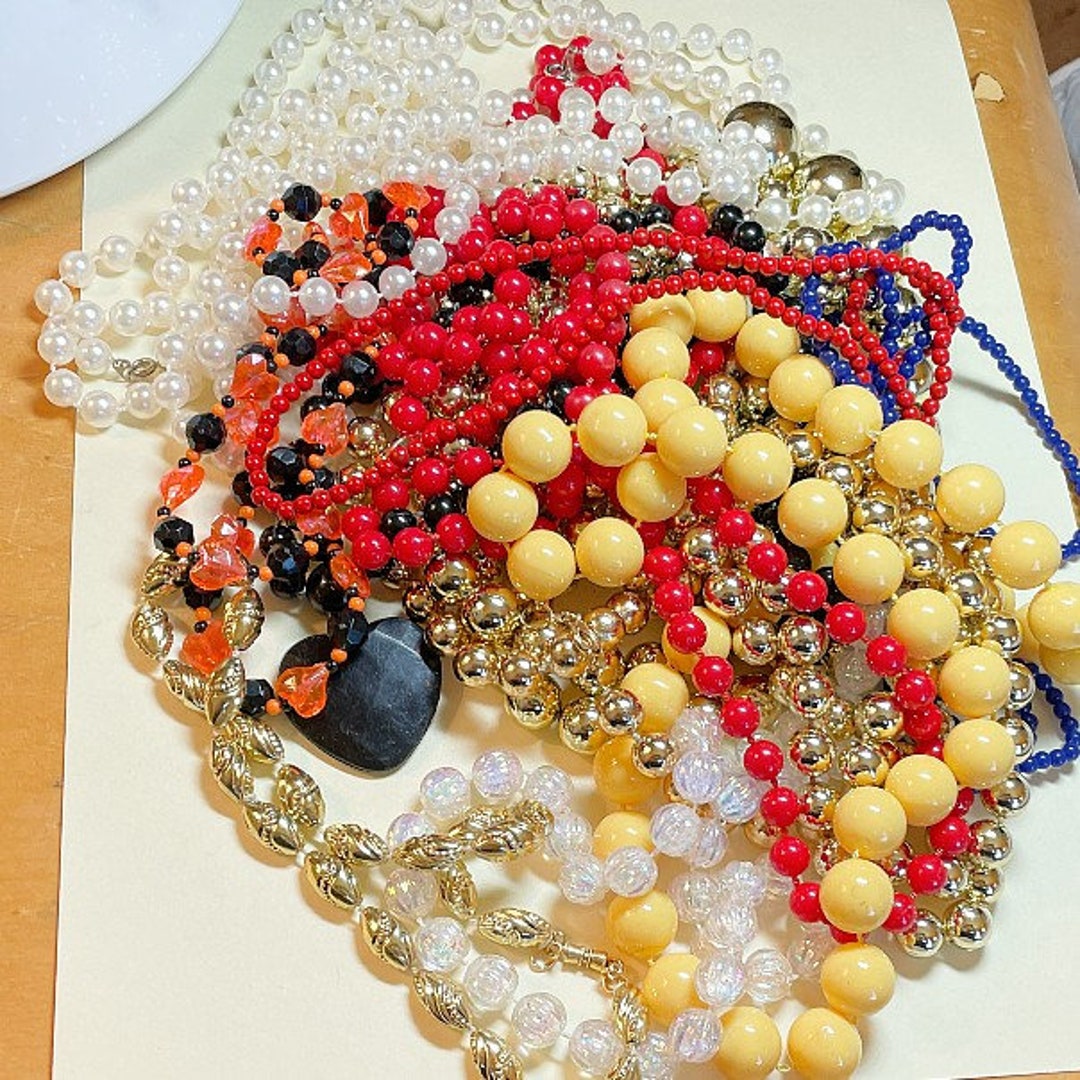 Fourteen Vintage Plastic Bead Necklaces, Multiple Colors, Lengths ...