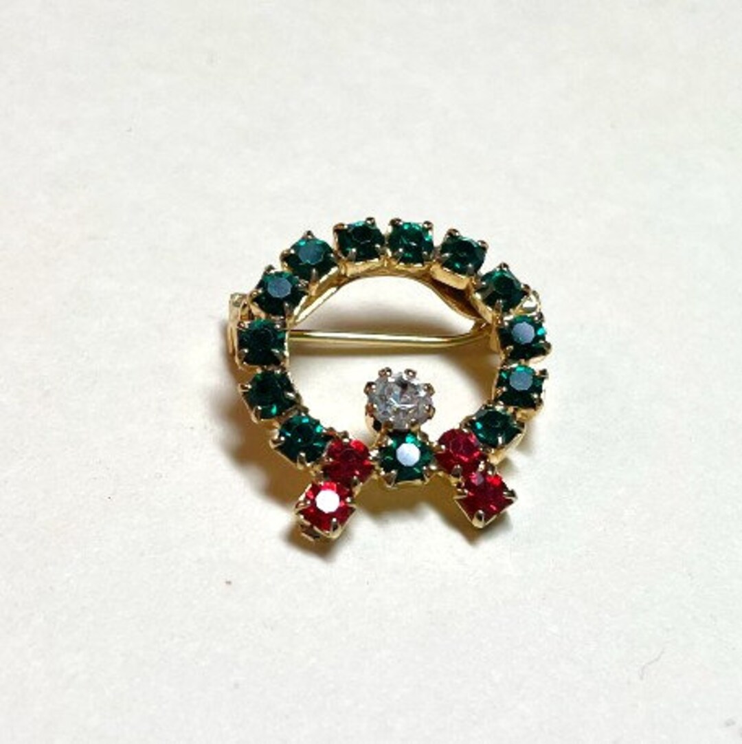 Vintage Christmas Wreath Brooch Goldtone Metal With Red and - Etsy