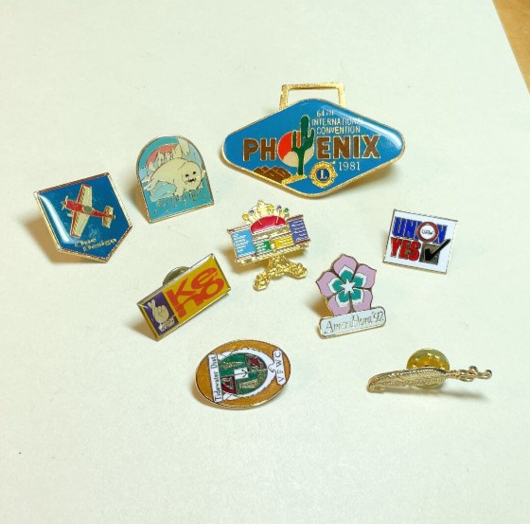 Lot of Nine Vintage Pins, USA Theme, Clutch Back Pins, Souvenir Pins ...