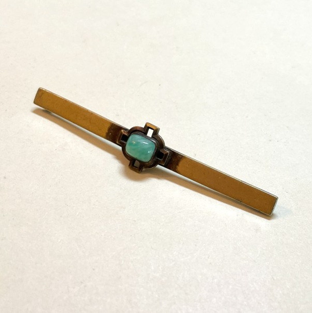 Vintage Victorian to Edwardian Bar Pin With Green Glass Stone, Goldtone ...