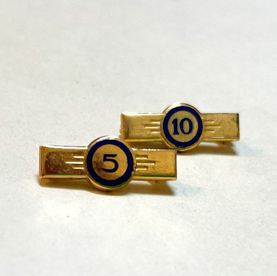 Two Vintage Service Award Pins for 5 and 10 Years, Goldtone Metal With ...
