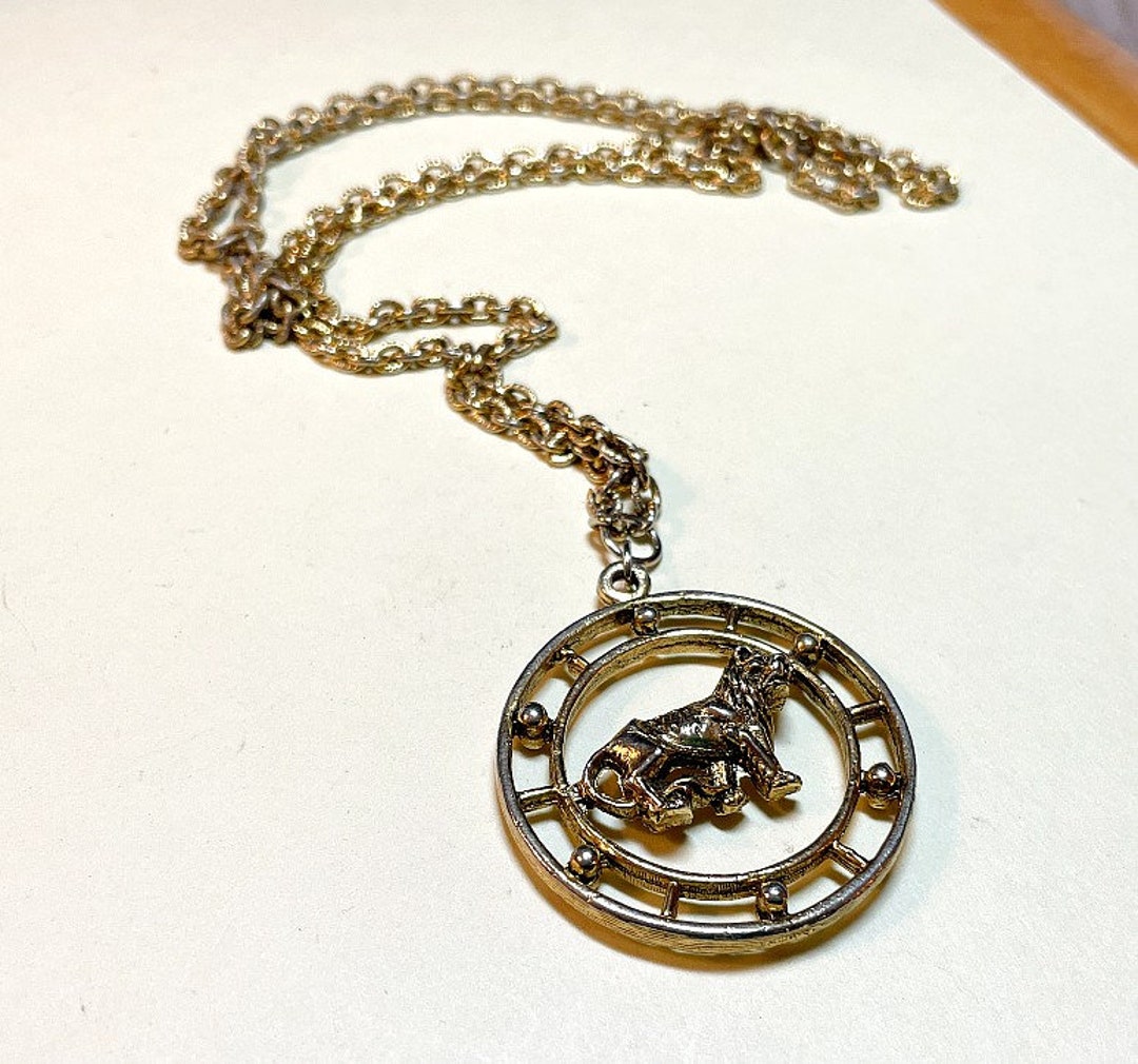 Vintage Lion or Tiger Medallion Pendant Necklace From Celebrity NY, 30 ...