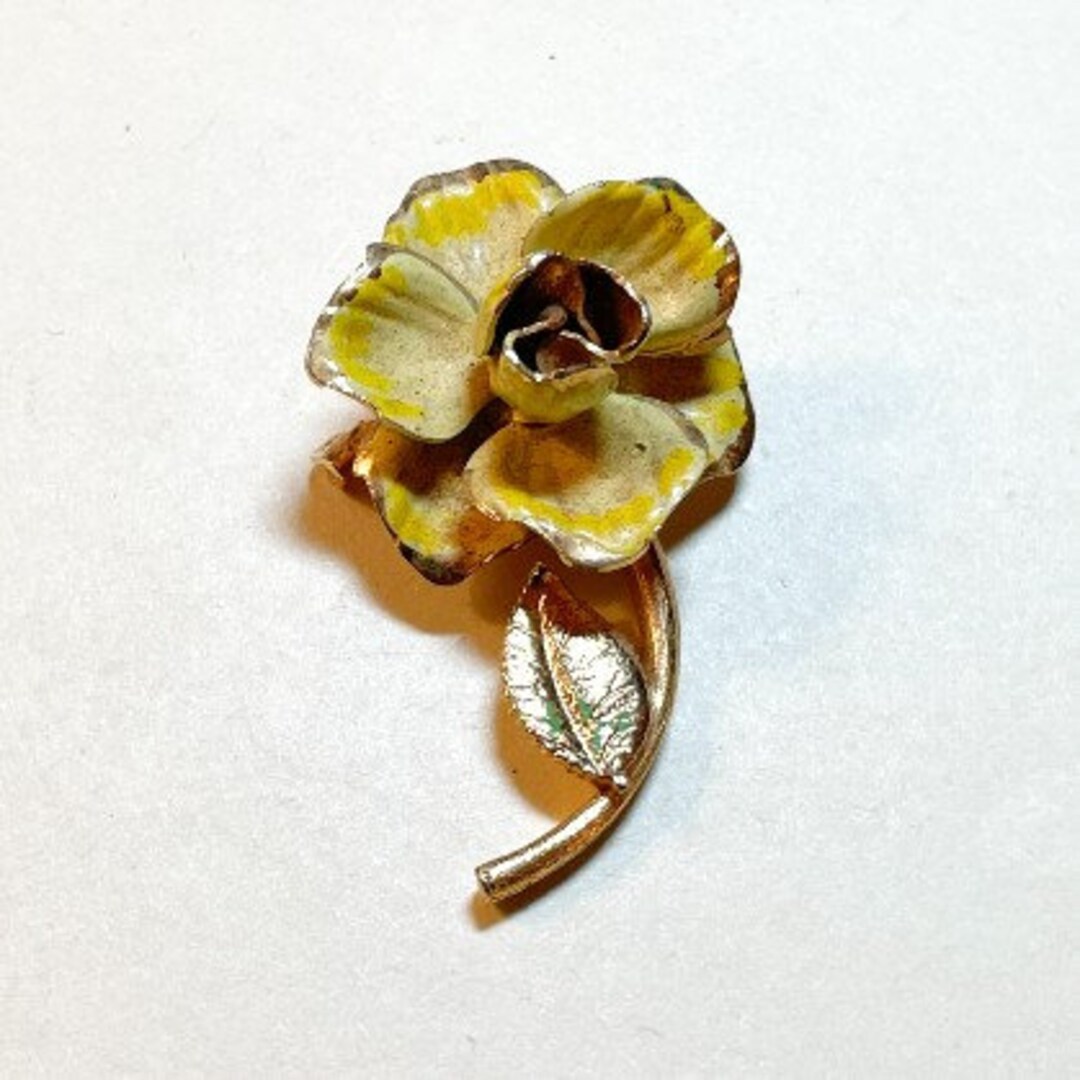 Vintage Enamel Yellow Daffodil Brooch, Goldtone Metal, Dimensional ...